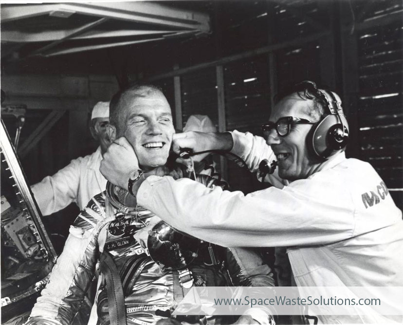 This Month in Space History | October 2021 - Space Waste Solutions